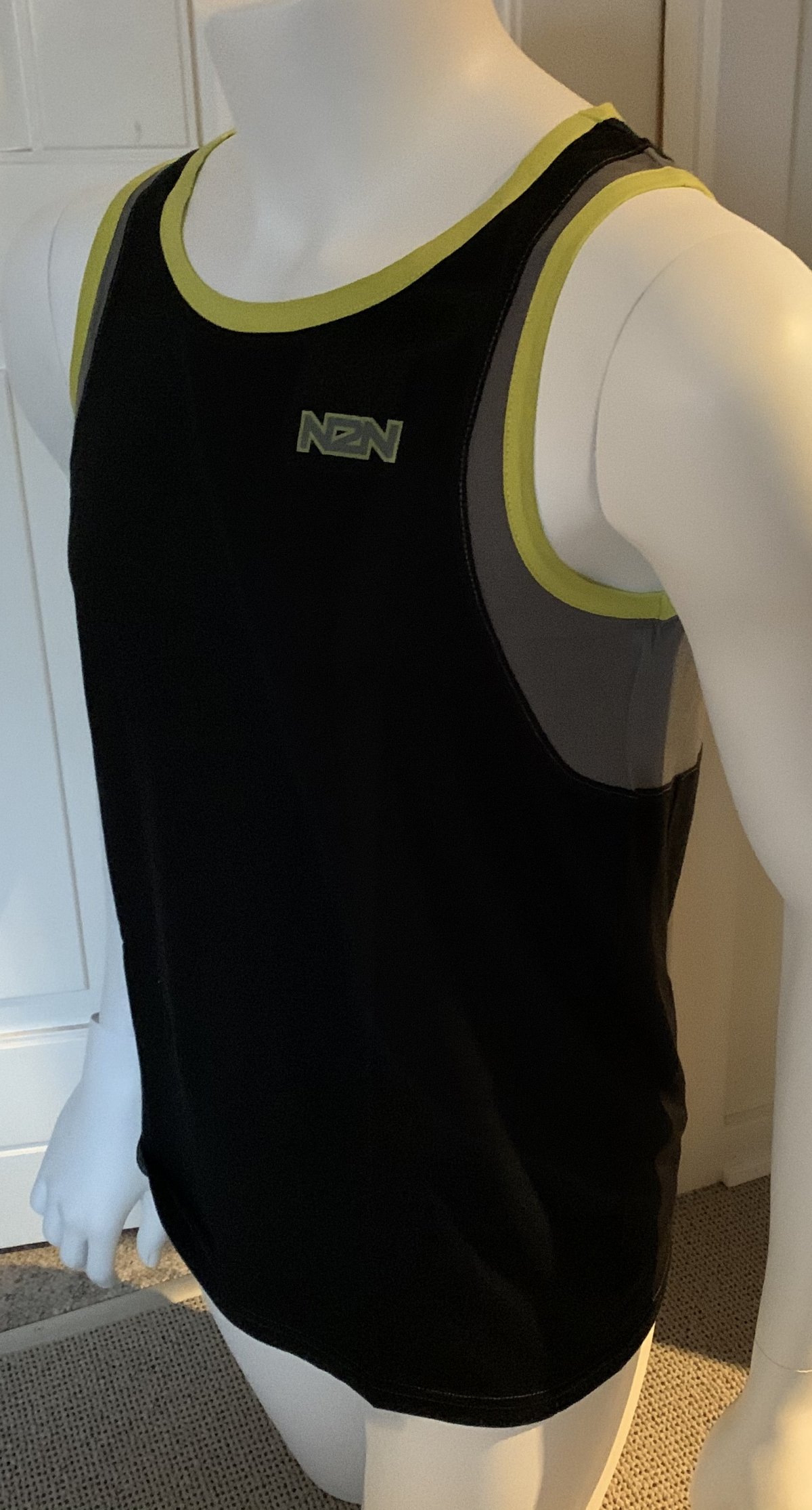 N2N Trainer Tank Top, Sort - T-Shirts - Menscloset.dk